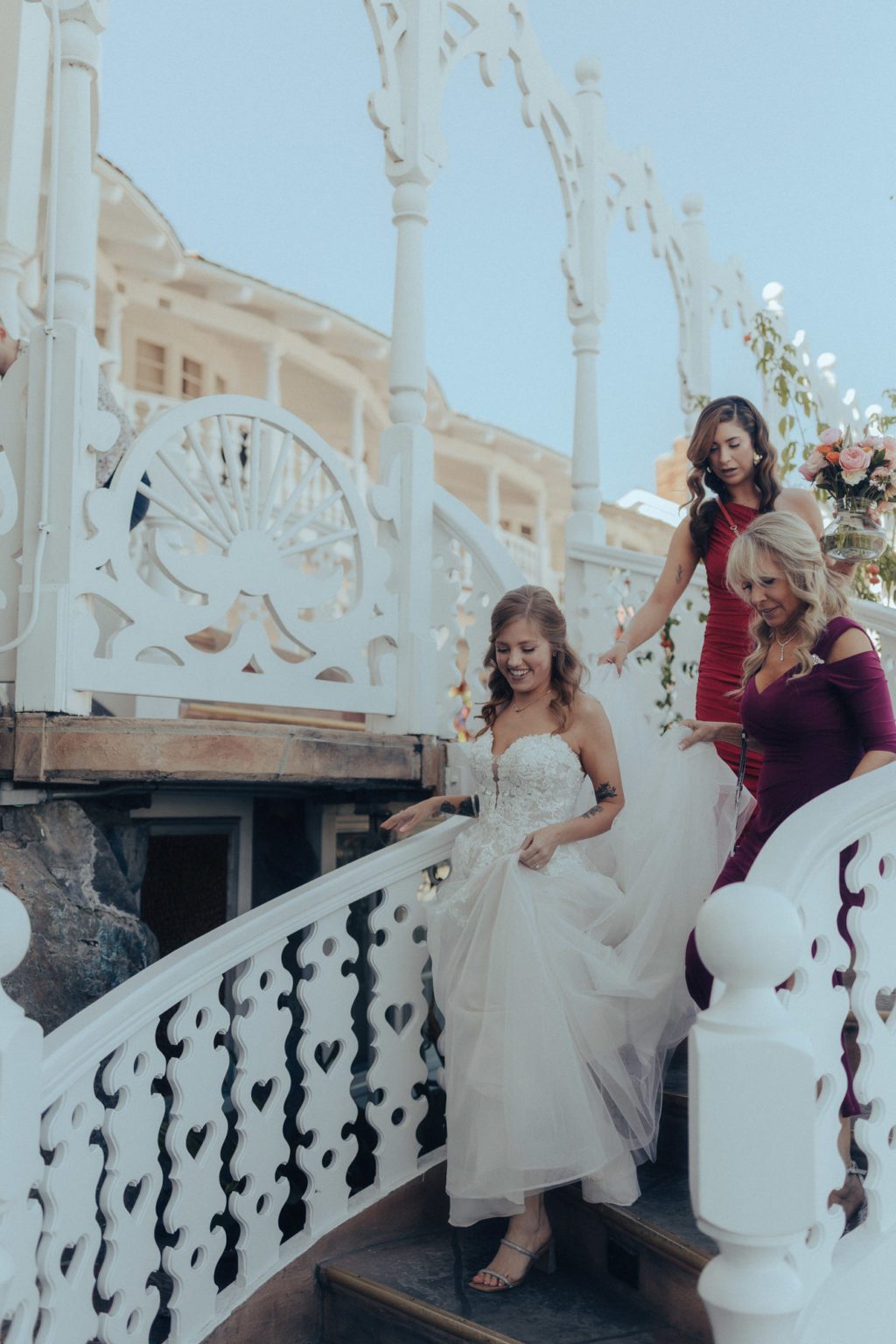 Heidi + Austin’s Vibrant Madonna Inn Wedding in San Luis Obispo ...